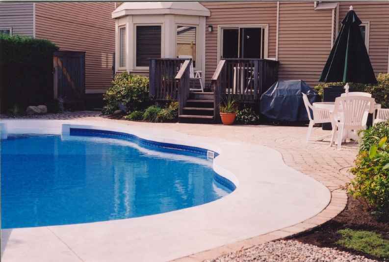 Interlock Patios and Backyards | Photo Gallery | FM Interlock